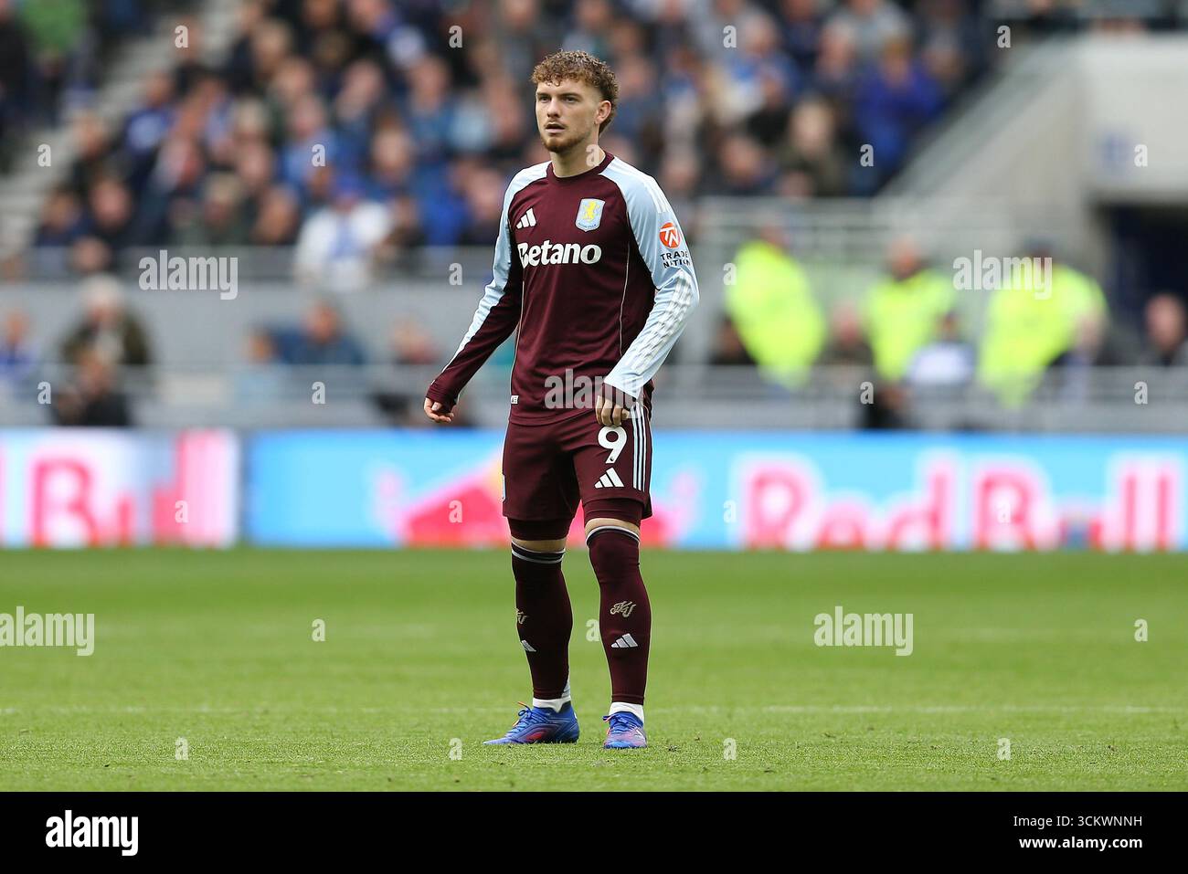 Harvey Elliott of Aston Villa looks on. Premier league match, Everton v ...