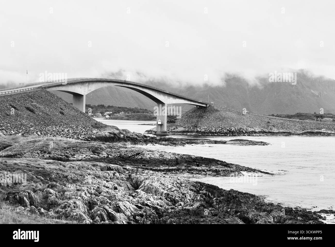 Bridge atlantic ocean road Black and White Stock Photos & Images - Alamy