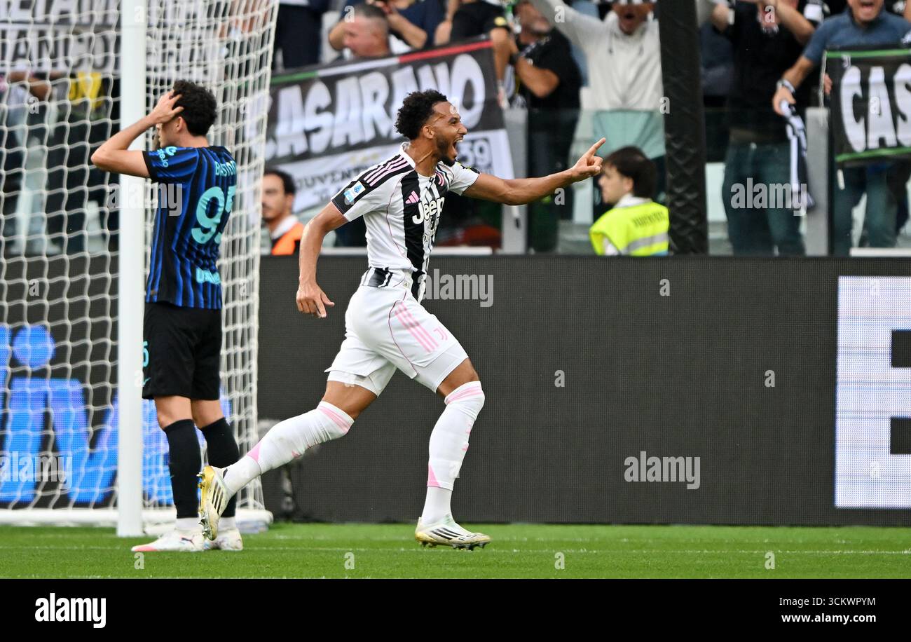 Lloyd Kelly of Juventus FC celebrates goal during the Serie A match ...