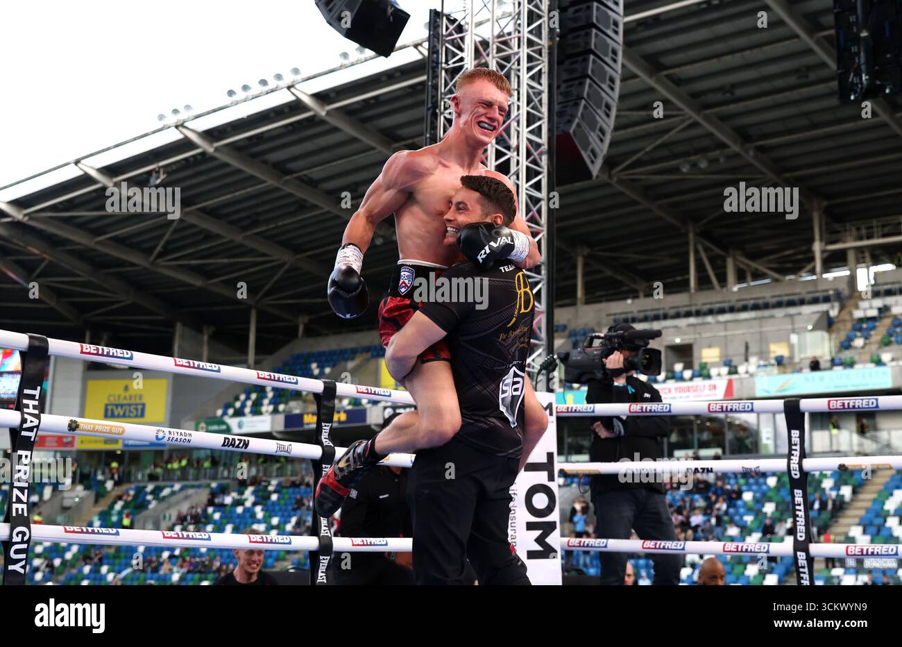 Matthew Boreland celebrates victory against Ruadhan Farrell following ...