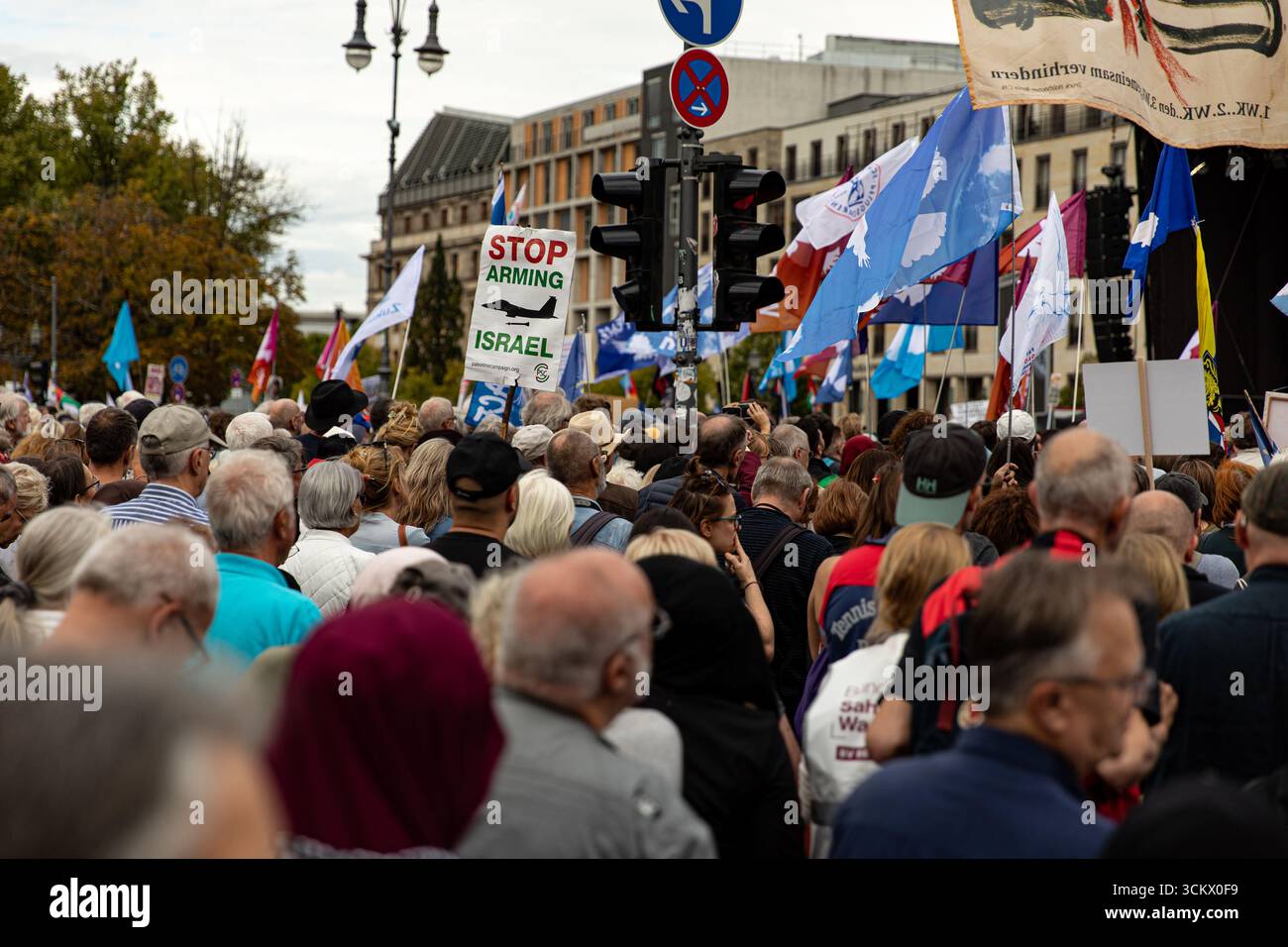At least 12,000 people gathered at Berlin's Brandenburg Gate on ...