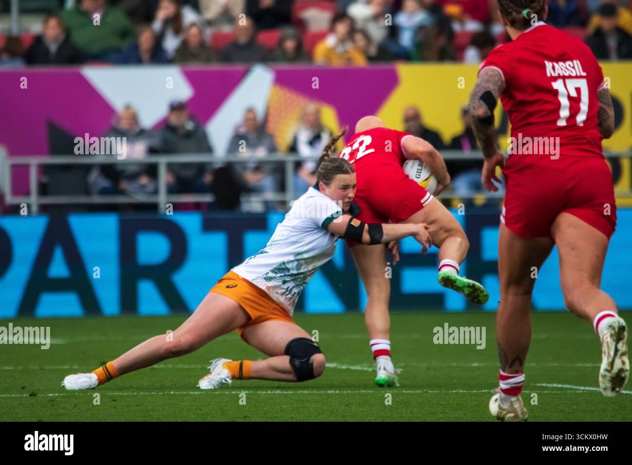 Bristol, UK, 13th September 2025 Canada scrum half Olivia Apps sells a ...
