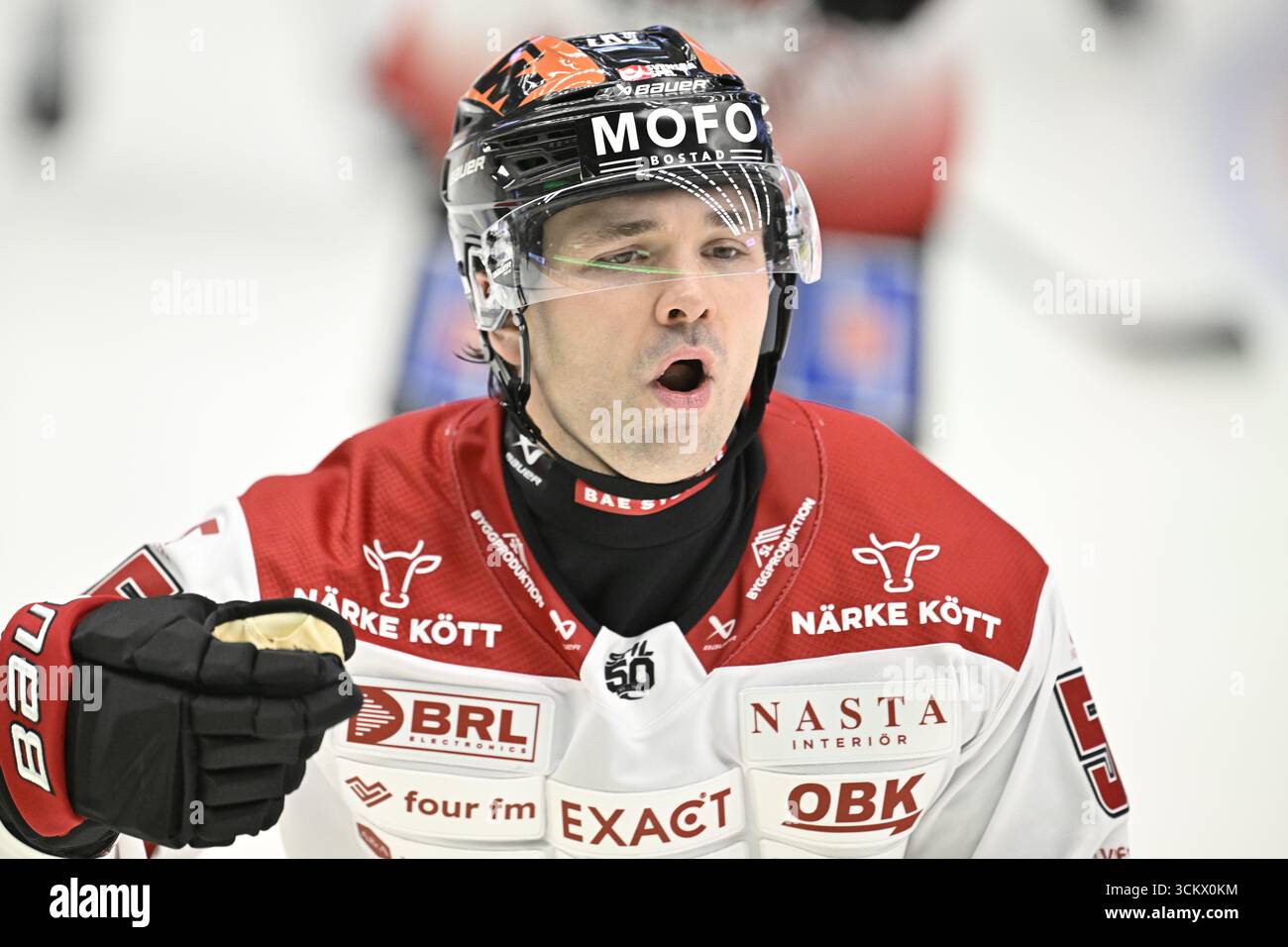 JÖNKÖPING, SVERIGE 20250913Örebros David Quenneville #55 gör 2-3 under ...