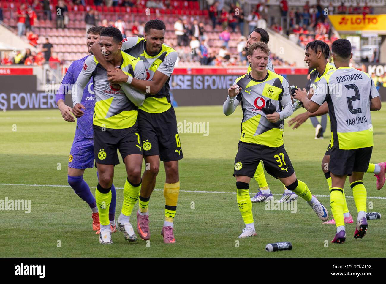 13.09.2025, Fussball: 1. Bundesliga, Saison 2025/2026, 03. Spieltag, 1. FC Heidenheim - Borussia ...