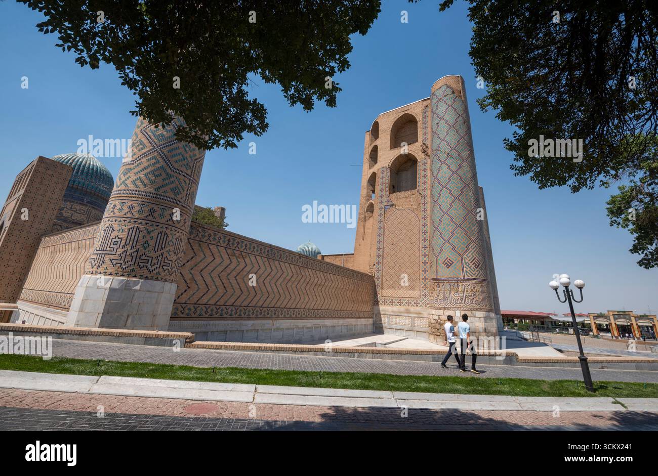 Beautiful islamic patterns uzbekistan hi-res stock photography and ...