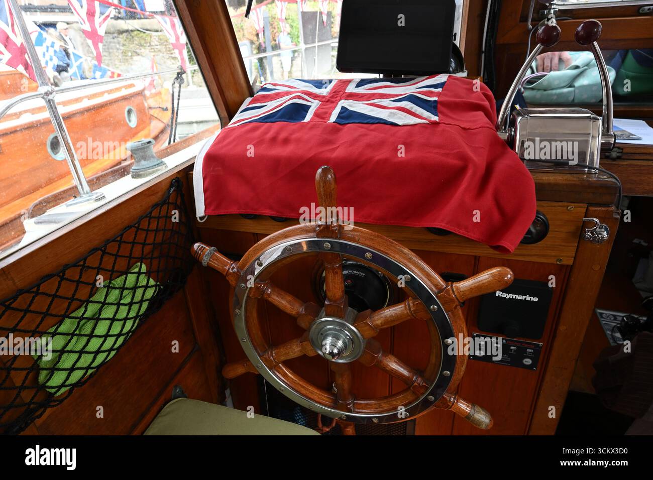 Boat wheelhouse ship hi-res stock photography and images - Alamy