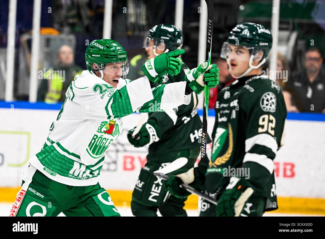 KARLSTAD, SWEDEN 20250913Rögle's Anton Bengtsson #28 scores 1-2 during Saturday's ice hockey ...