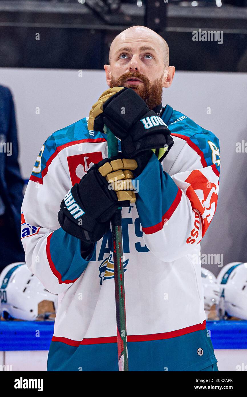 Ciaran Long #89 (Belfast) - 07.09.2025 - Champions Hockey League ...