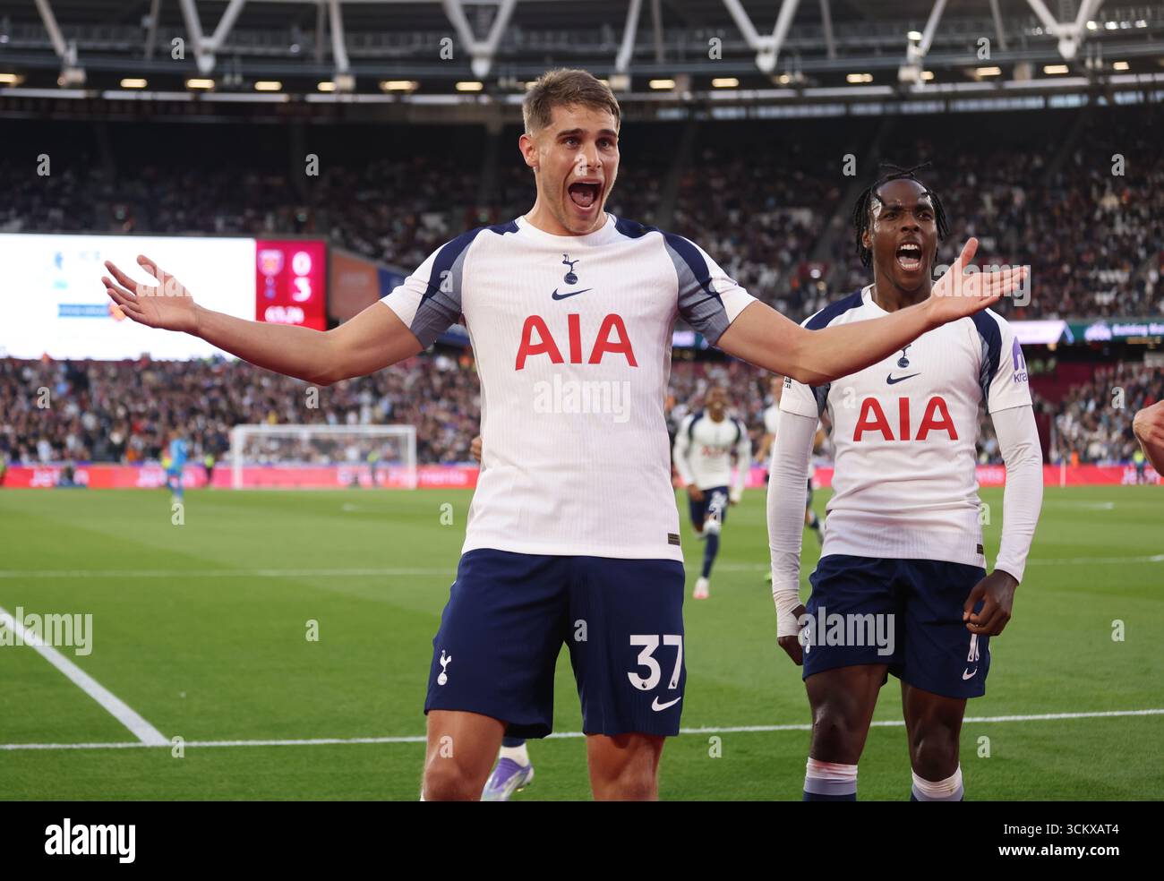 Micky van de Ven (TH) celebrates scoring the third Spurs goal (3-0) at ...