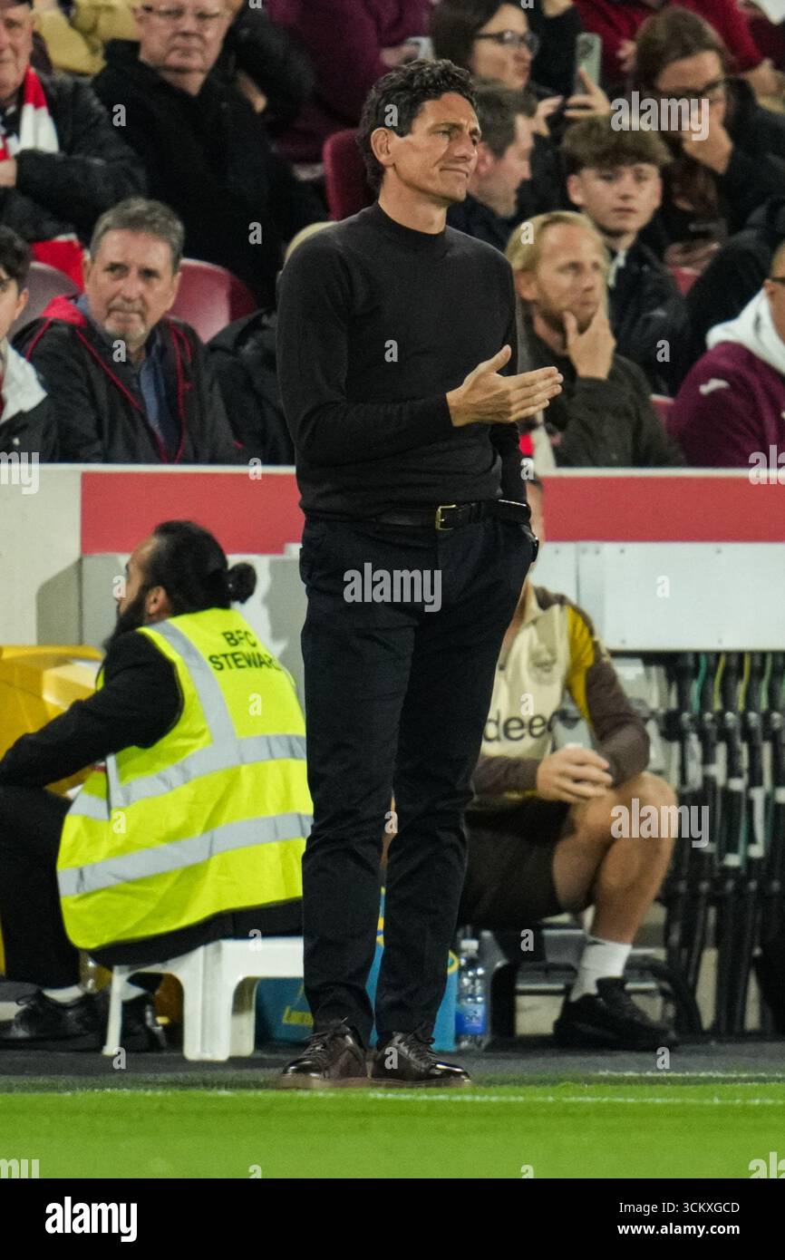 Keith Andrews manager of Brentford during the Premier League match ...
