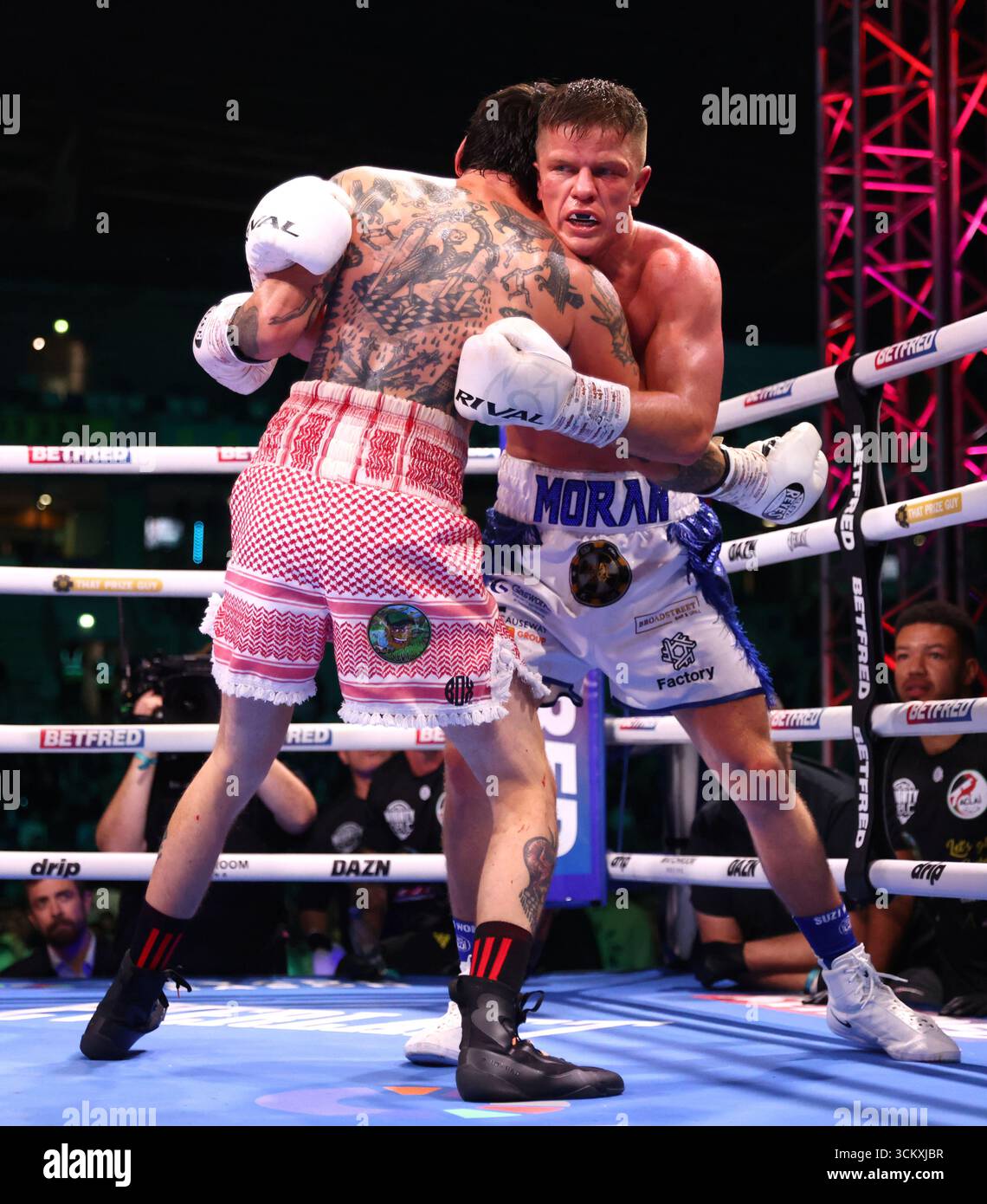 Tyrone McKenna (left) and Dylan Moran in the welter weight bout at the SSE Arena, Belfast ...