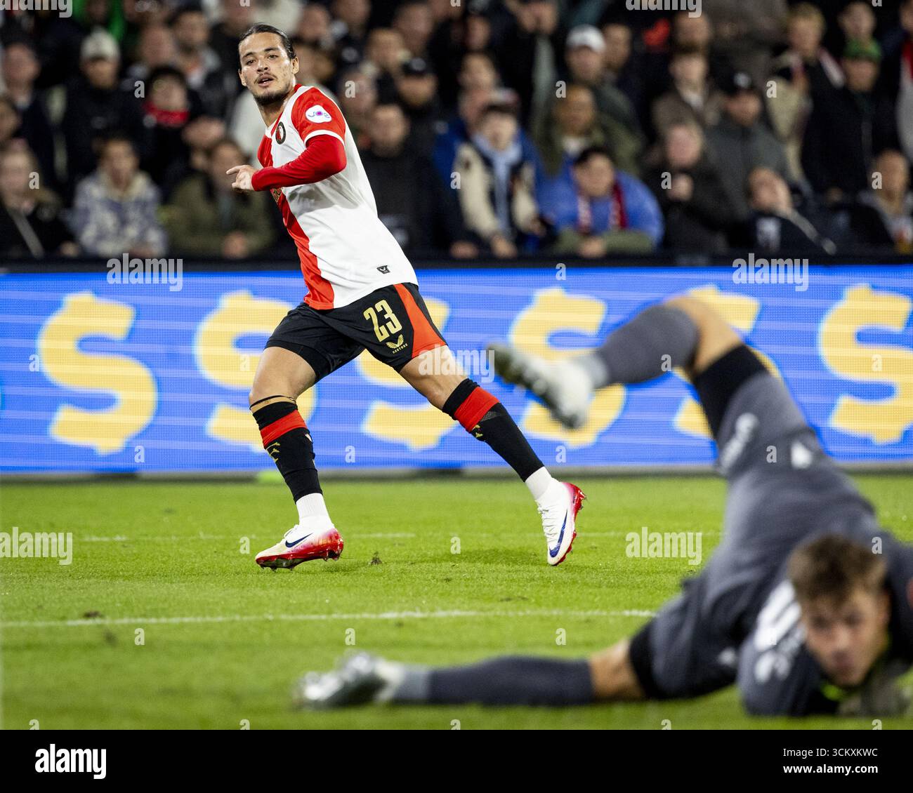 ROTTERDAM - Anis Hadj Moussa of Feyenoord scores the opening goal ...