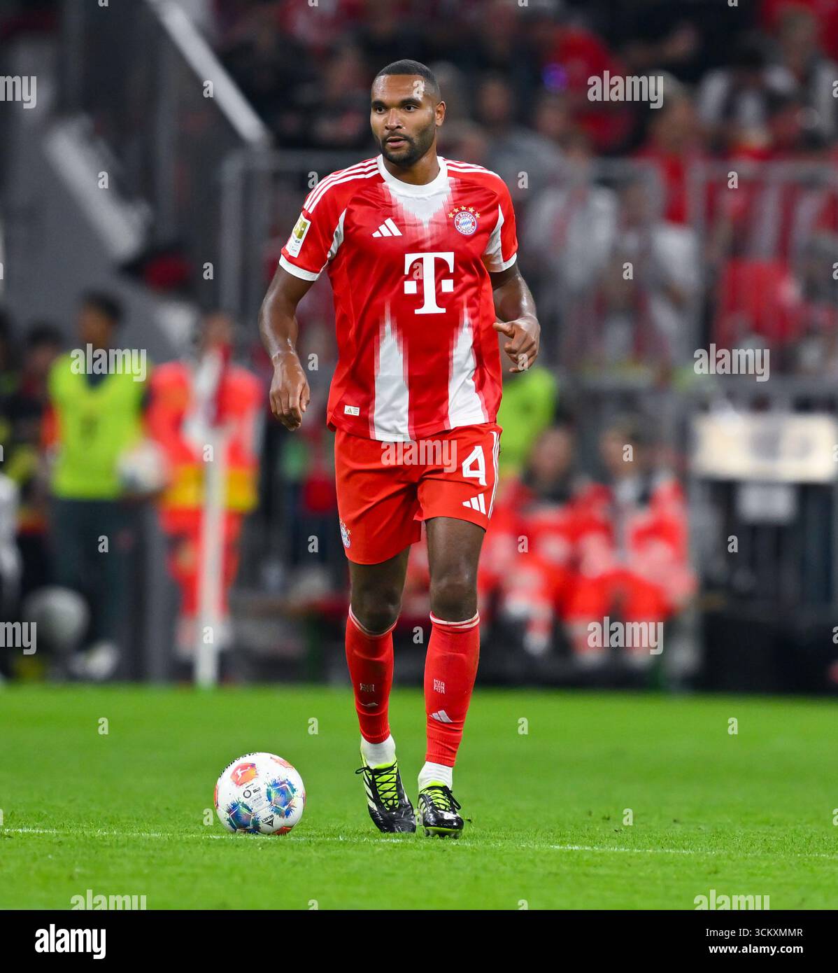 13 September 2025, Bavaria, Munich: Soccer: Bundesliga, Bayern Munich ...