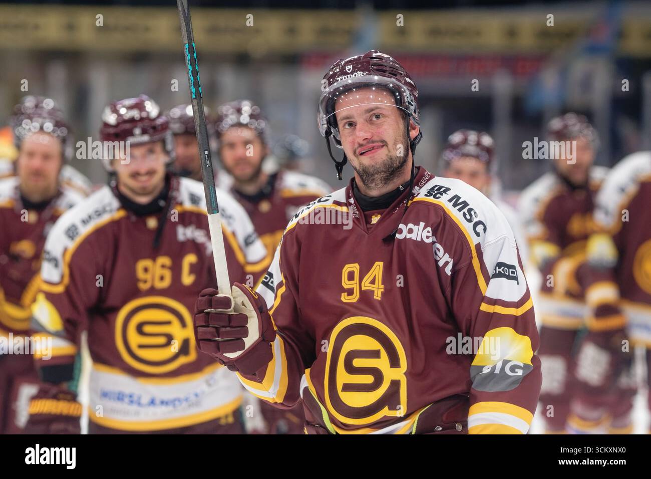 Tim Bozon (94 Geneve Servette HC) celebrate after winning during the ...