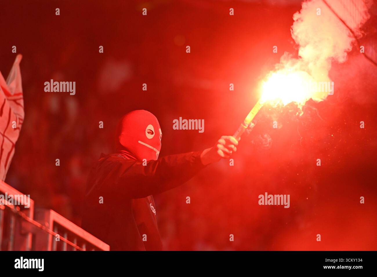 Munich, Deutschland. 13th Sep, 2025. Pyrotechnics, fireworks, fire ...