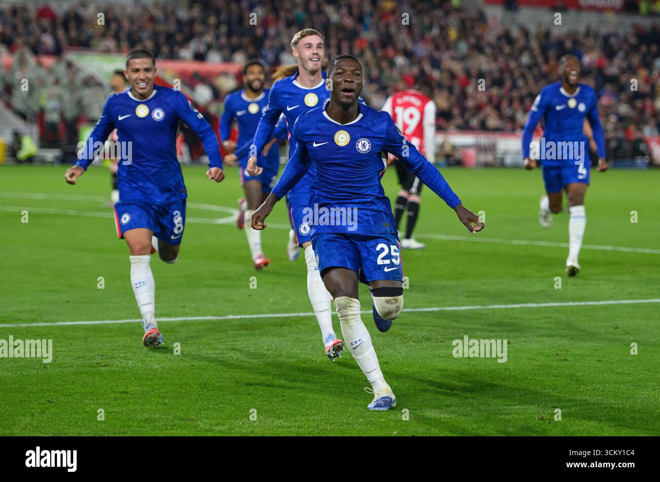 Moisés caicedo chelsea premier league hi-res stock photography and ...