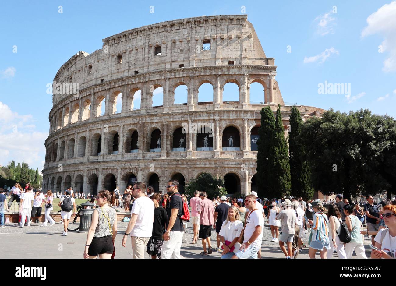 Tourists in Rome, Italy, September 13 2025. (Photo by Elisa Gestri/Sipa ...