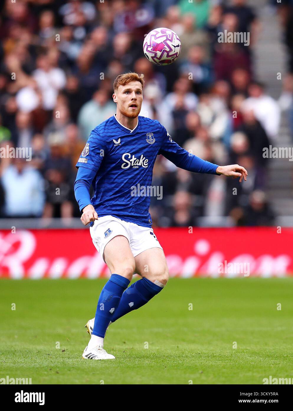 Everton's Jake O'Brien during the Premier League match at Hill ...