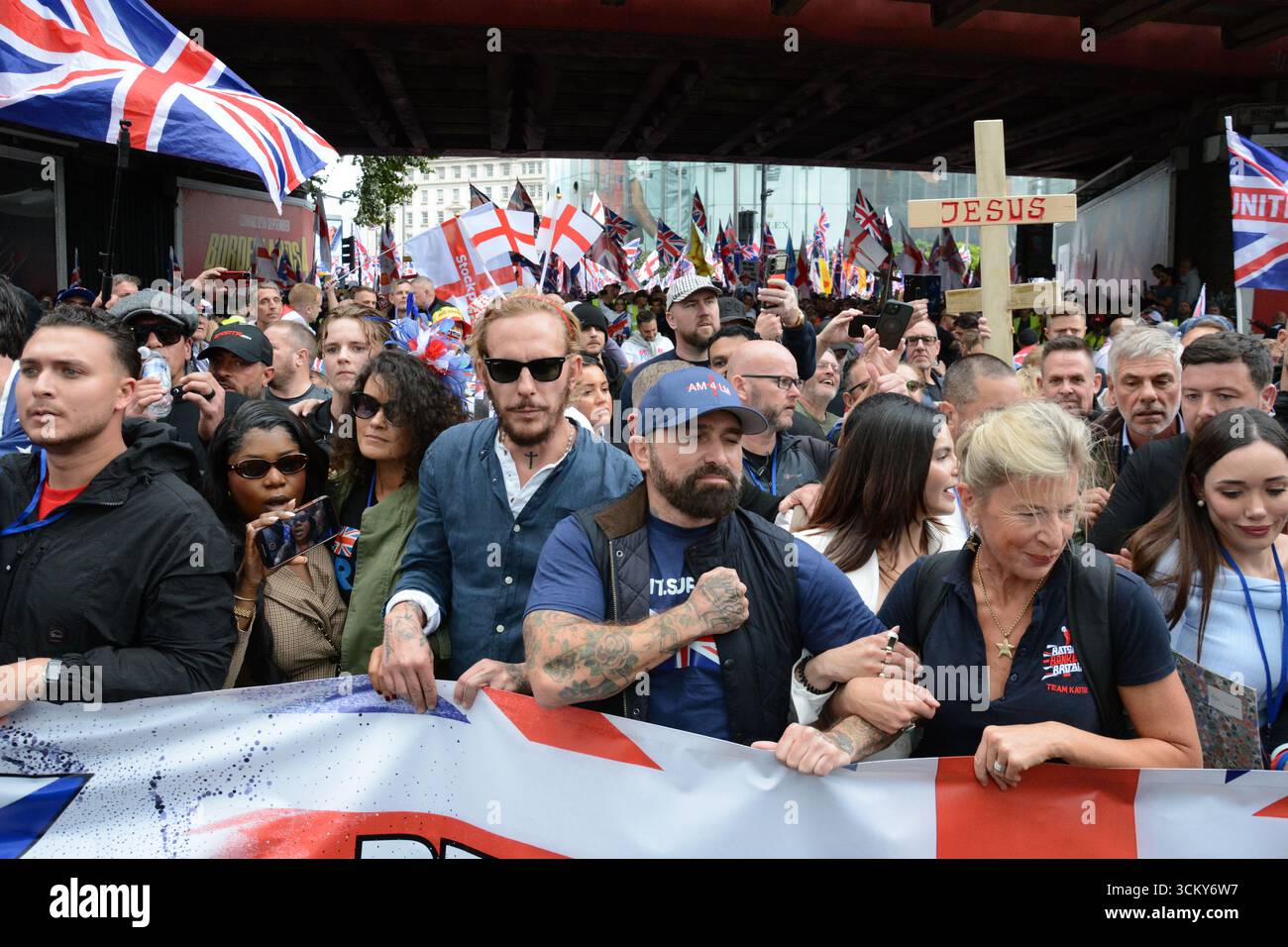 The start of the Tommy Robinson's 'Unite the Kingdom' march through the ...