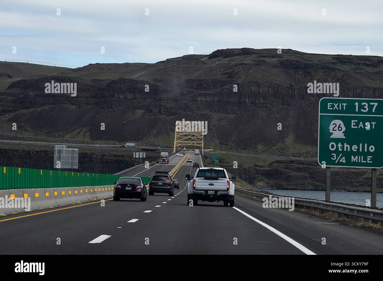 VANTAGE/WASHINGTON/USA 21.April 2019/Vantage bridge over Columbia river ...