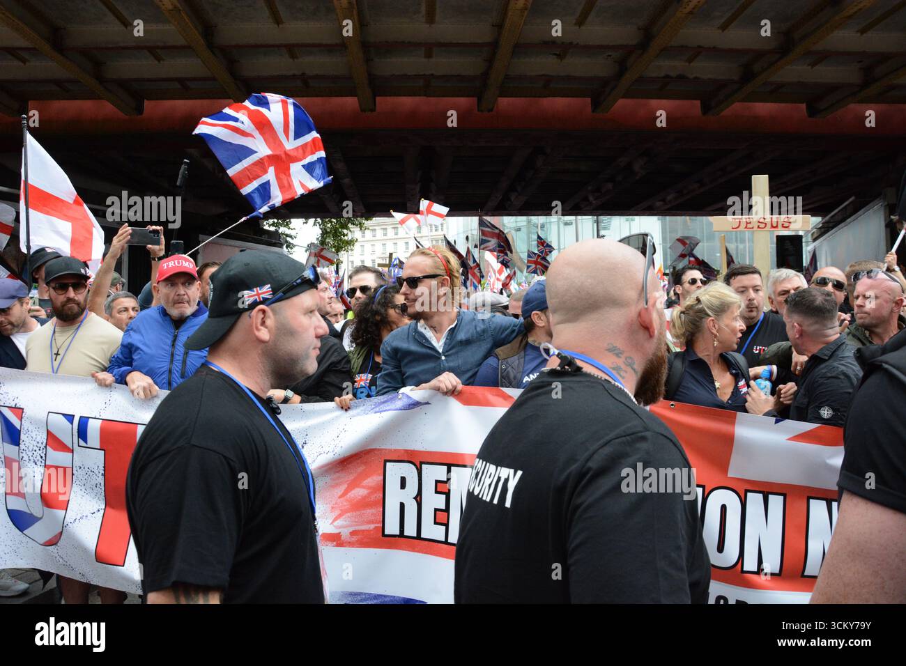 The start of the Tommy Robinson's 'Unite the Kingdom' march through the ...