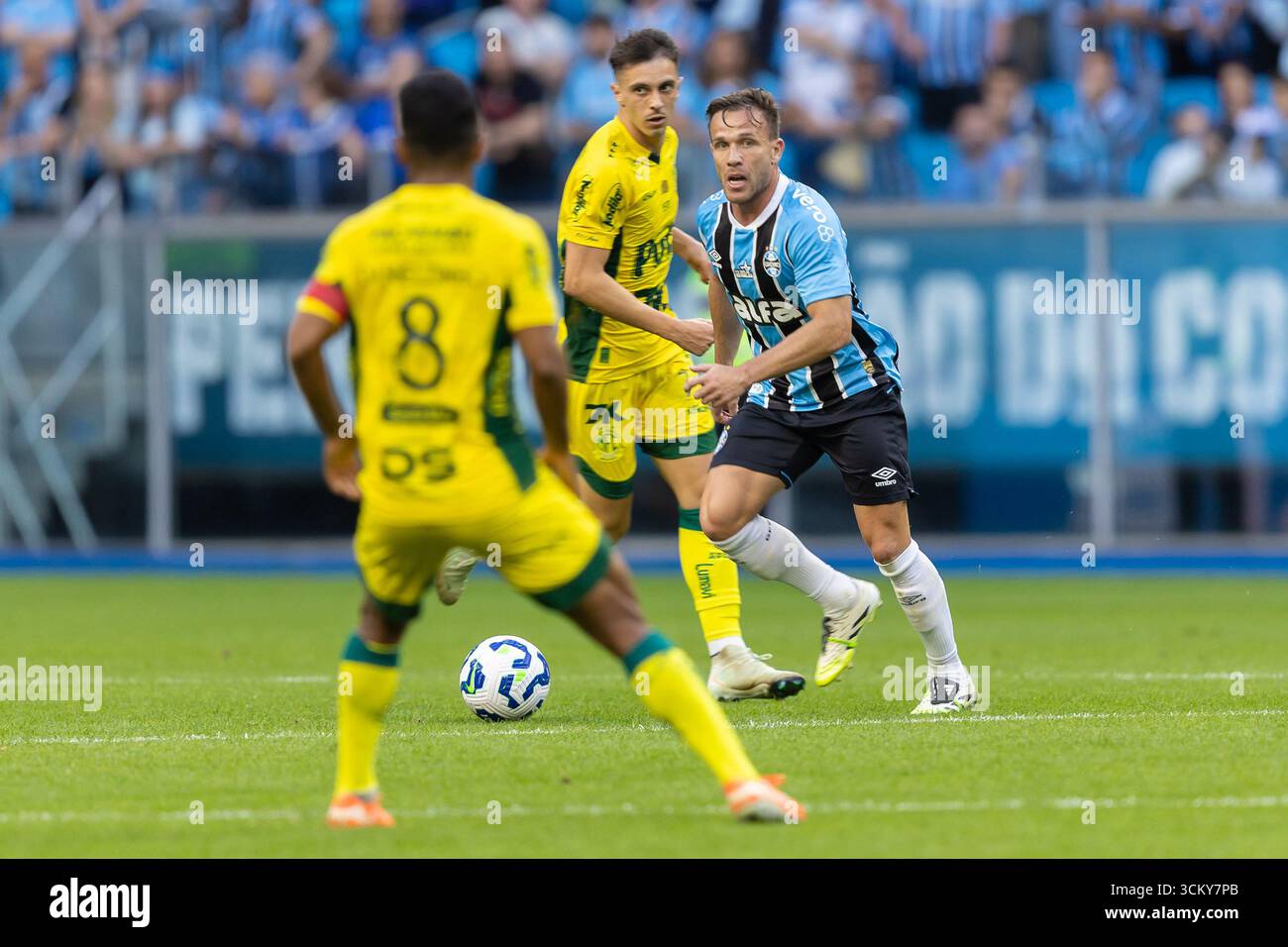 Porto Alegre, Brazil, 13th Sep, 2025. Arthur of Gremio runs with the ...