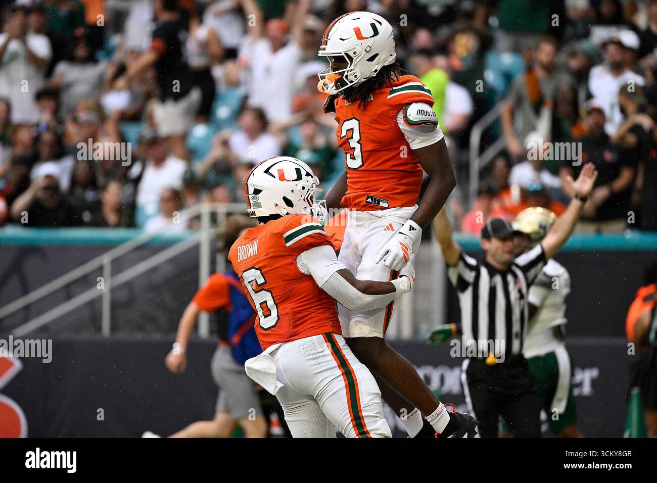 MIAMI GARDENS, FL - SEPTEMBER 13: Miami wide receiver Joshua Moore (3 ...