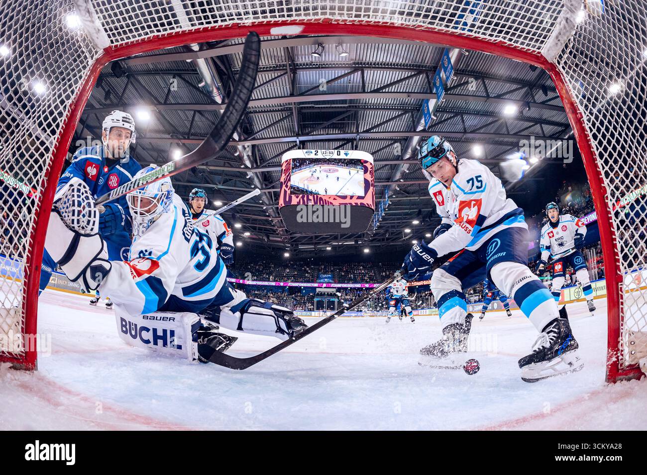 Alex Breton #75 (Ingolstadt), Goalie Brett Brochu #36 (Ingolstadt) and ...