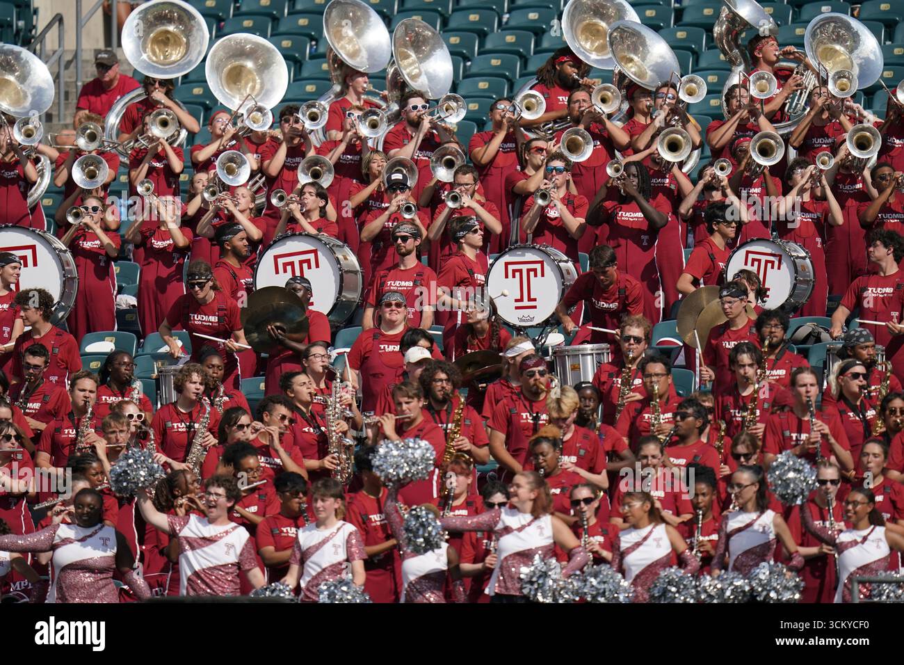 Temple's marching band performs during an NCAA football game against ...