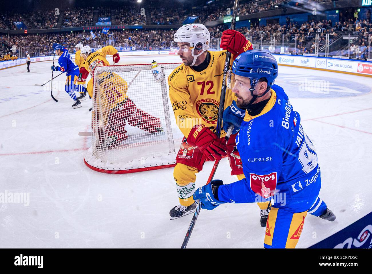 Samuel Erni #72 (SCL Tigers) and Tomas Tatar #90 (EV Zug) - 13.09.2025 ...