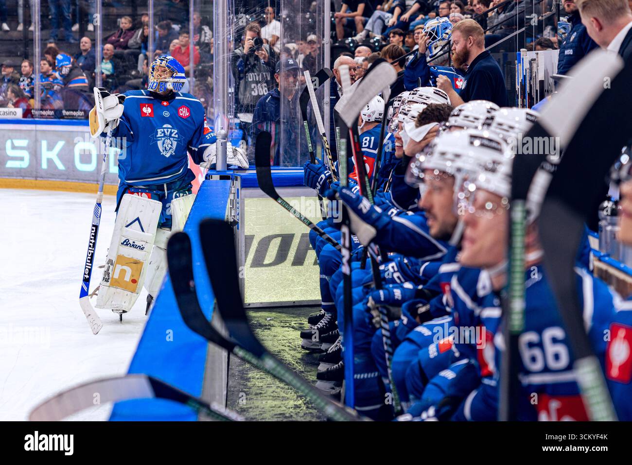 Goalkeeper Leonardo Genoni #30 (EV Zug) got replaced after his fifth ...