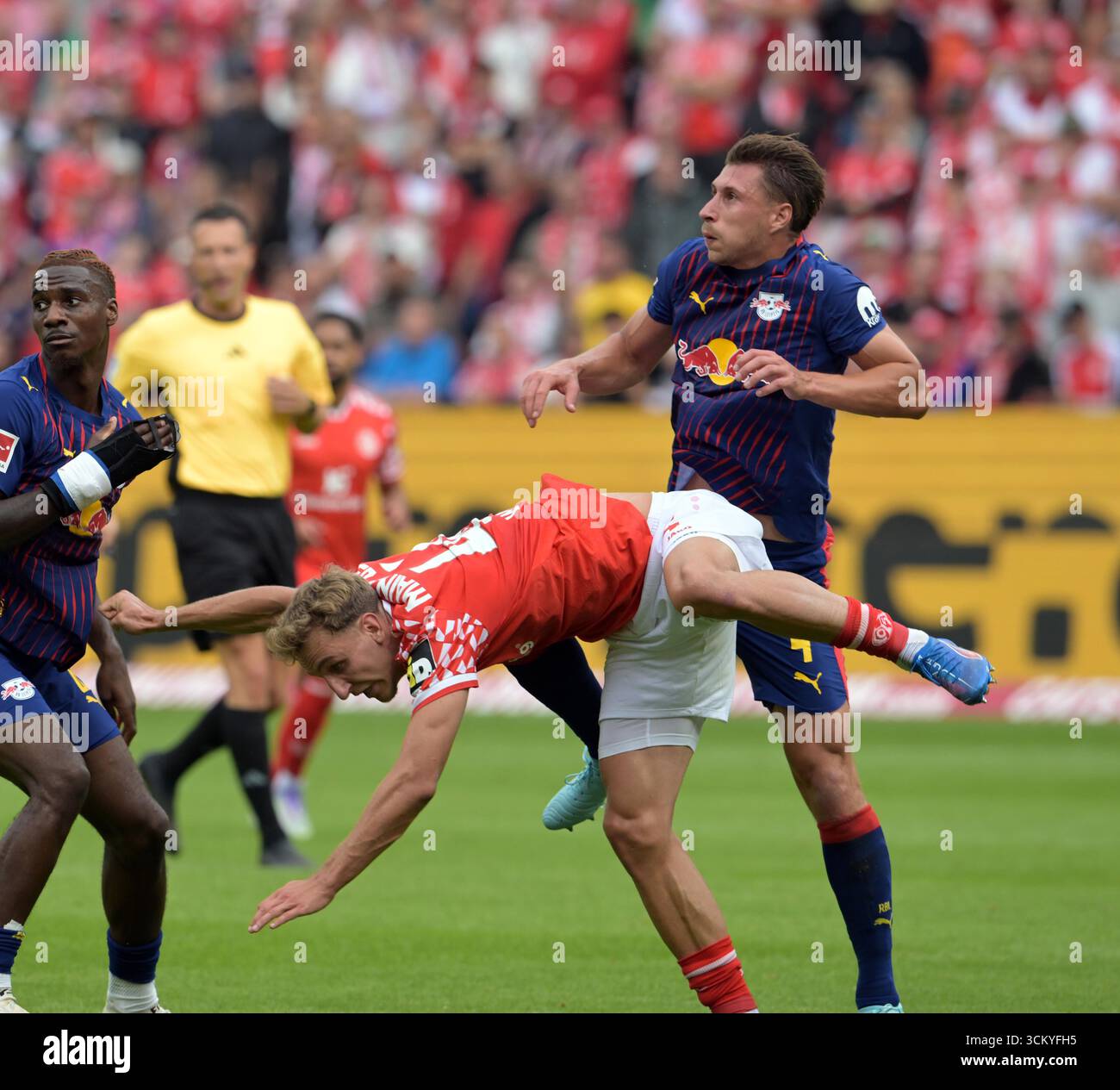 Nelson Weiper. fotografiert beim Fußball Bundesliga Spiel Mainz 05 ...