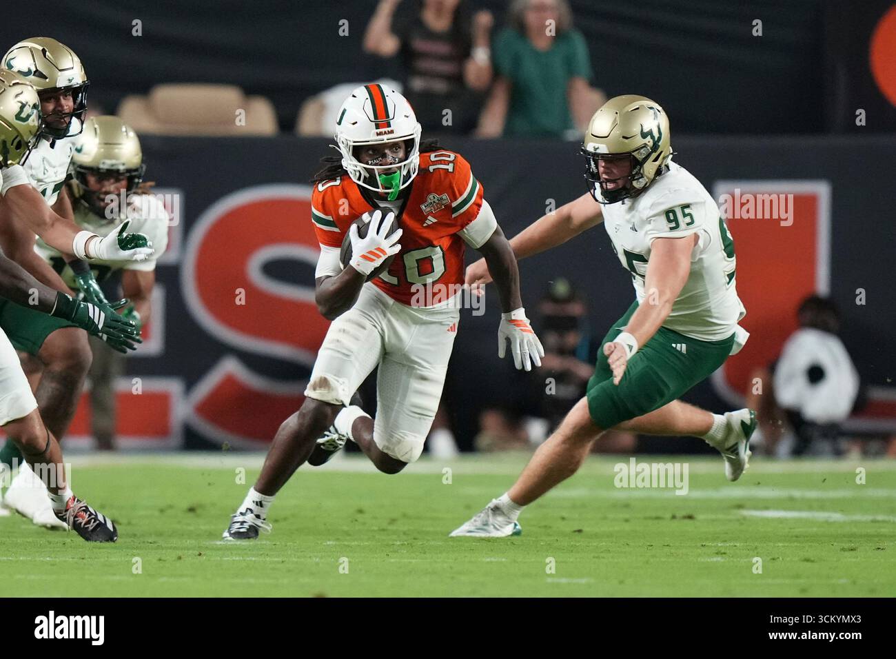 MIAMI GARDENS, FL - SEPTEMBER 13: Miami Hurricanes wide receiver ...
