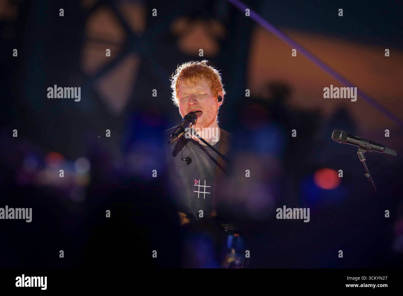 Singer-songwriter Ed Sheeran performs during "Ed Sheeran's Play: Live ...