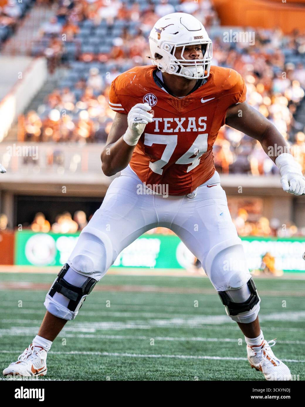 Sept 13, 2025. Trevor Goosby (74) of the Texas Longhorns in action vs ...