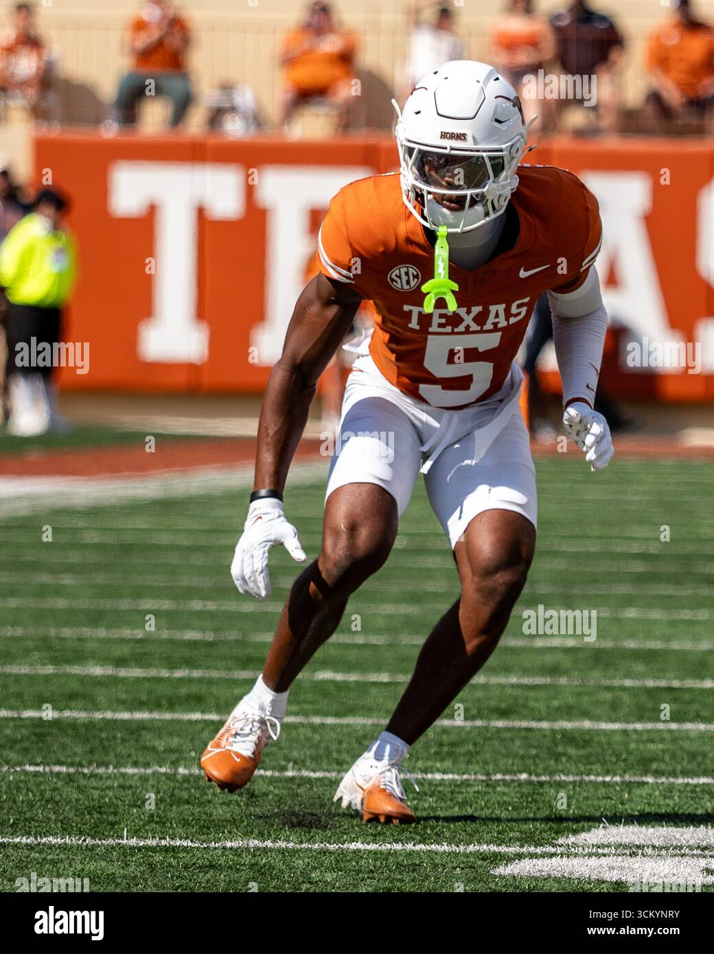 Sept 13, 2025. Malik Muhammad (5) of the Texas Longhorns in action vs ...