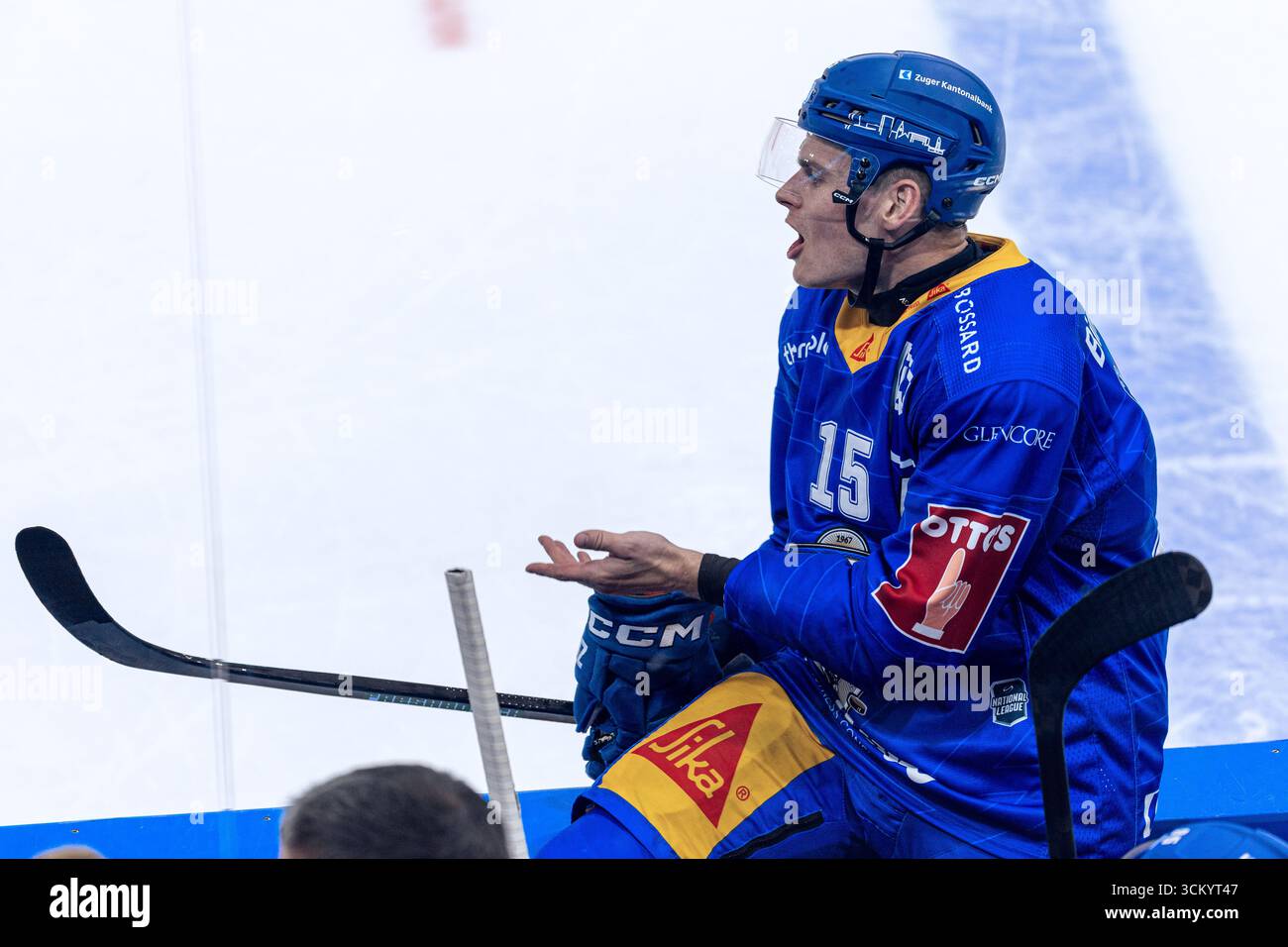 Gregory Hofmann #15 (EV Zug) - 09.09.2025 - National League, Regular ...