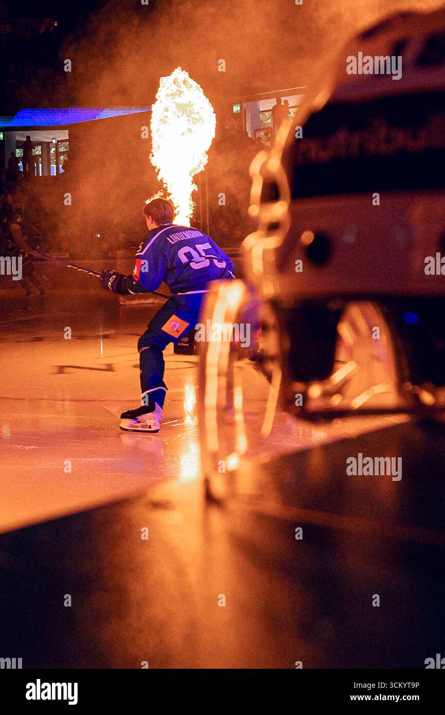 Colin Lindemann #95 (EV Zug) during the pre-game show - 07.09.2025 ...