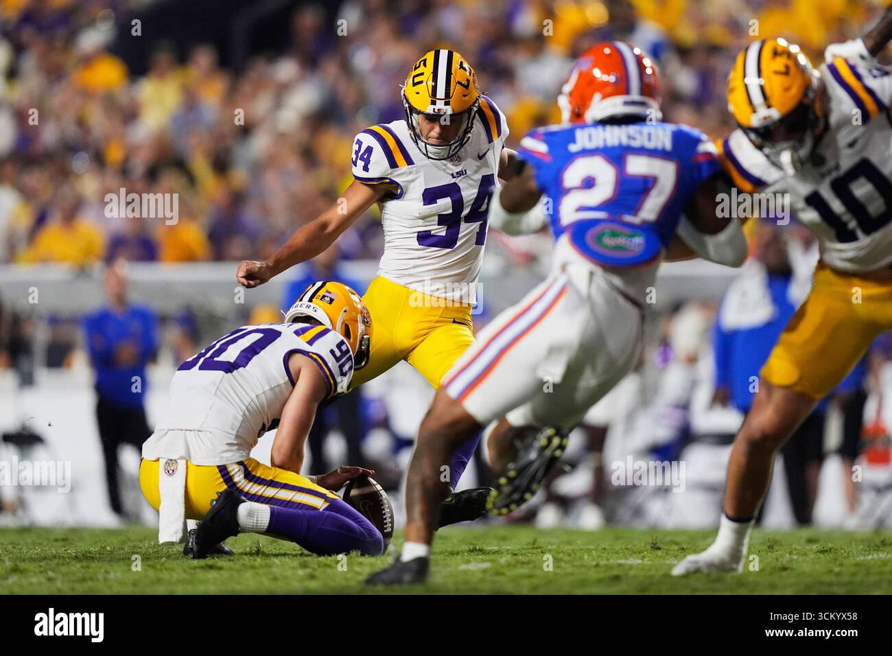 LSU place kicker Damian Ramos (34) kicks a field goal in the first half ...
