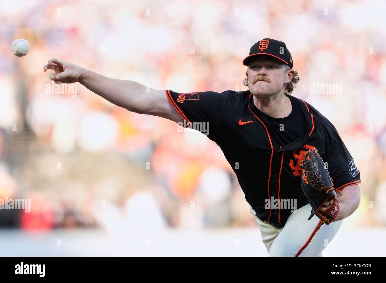 San Francisco Giants' Logan Webb pitches to a Los Angeles Dodgers ...