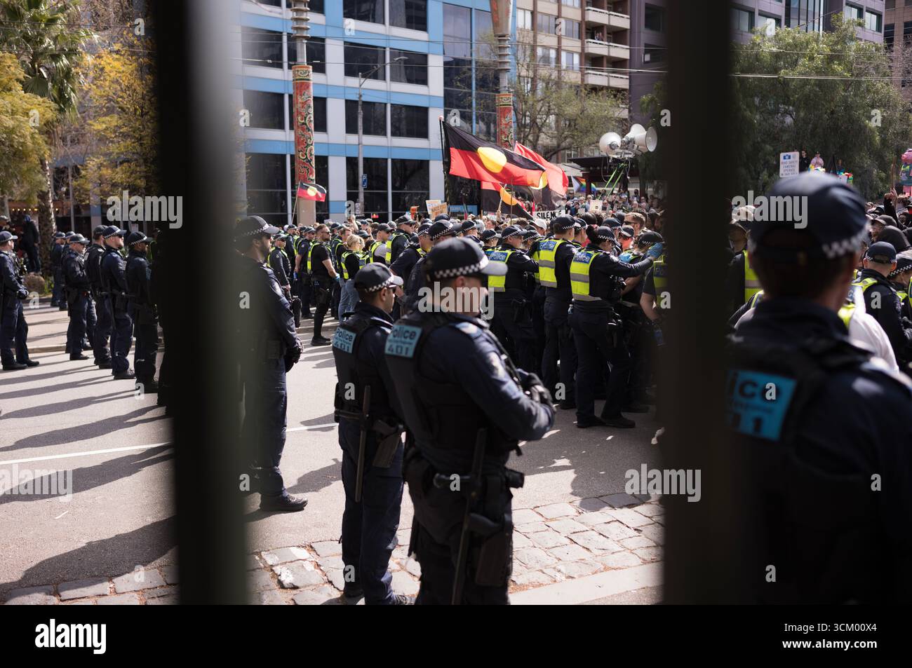 Protesters march through Melbourne’s CBD during the Indigenous ...