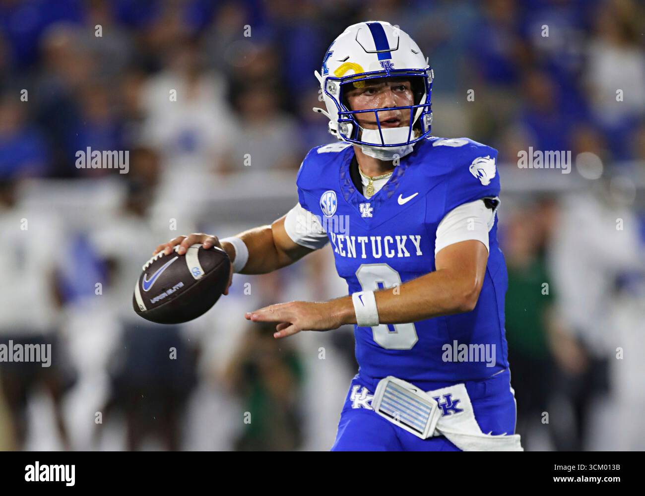 LEXINGTON, KY - SEPTEMBER 13: Quarterback Cutter Boley #8 of the ...