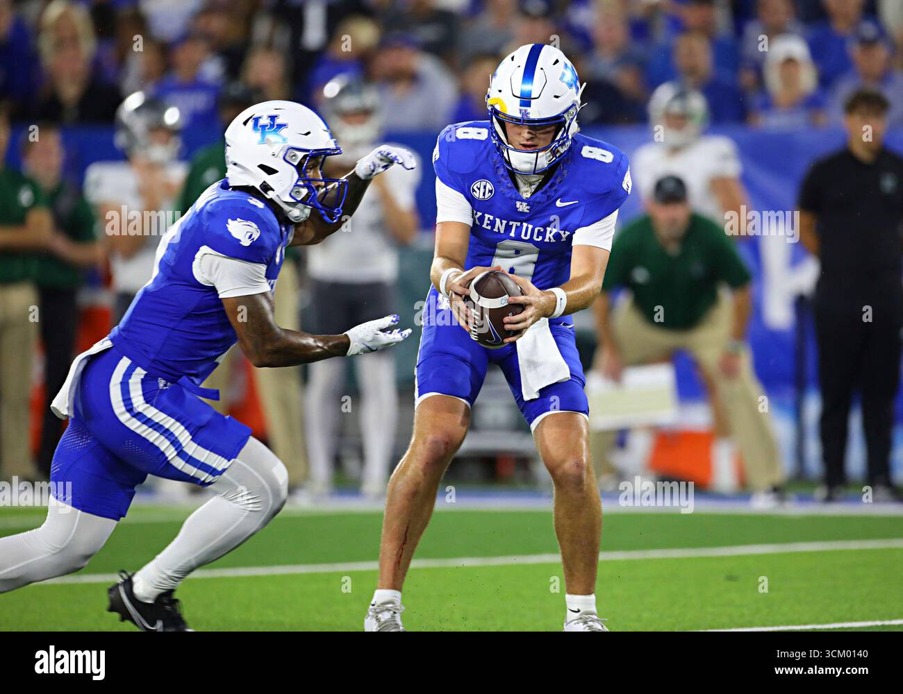 LEXINGTON, KY - SEPTEMBER 13: Quarterback Cutter Boley #8 of the ...