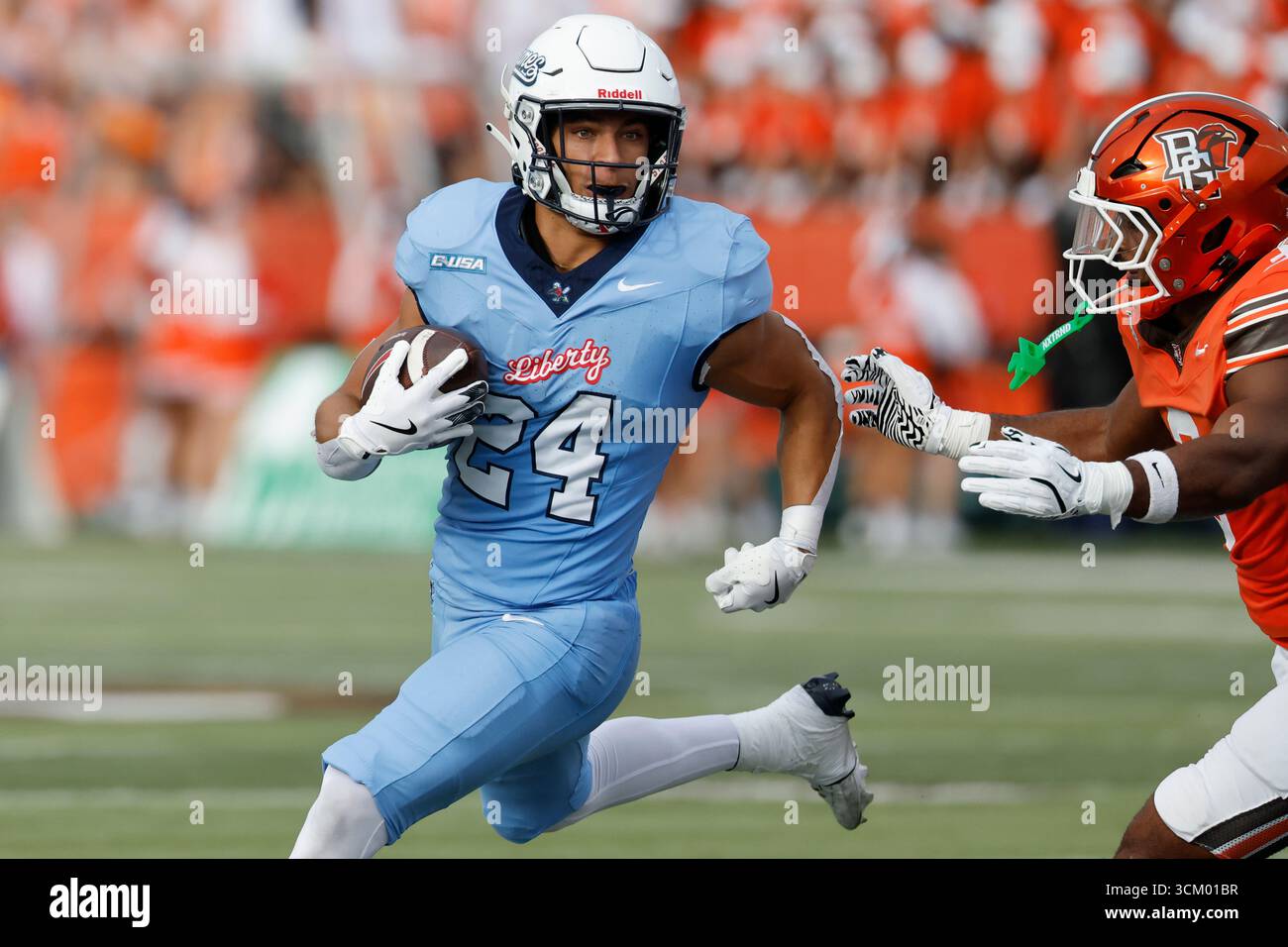 Liberty Flames running back Vaughn Blue (24) rushes against the Bowling ...
