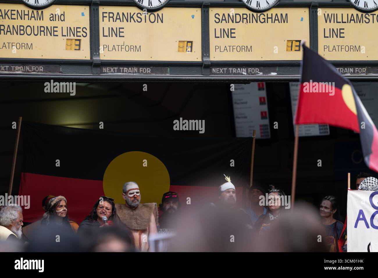 Protesters march through Melbourne’s CBD during the Indigenous ...
