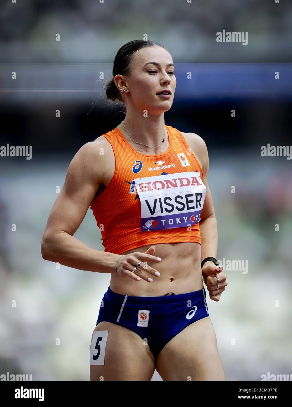 TOKYO - Nadine Visser in the 100-meter hurdles at the World Athletics ...