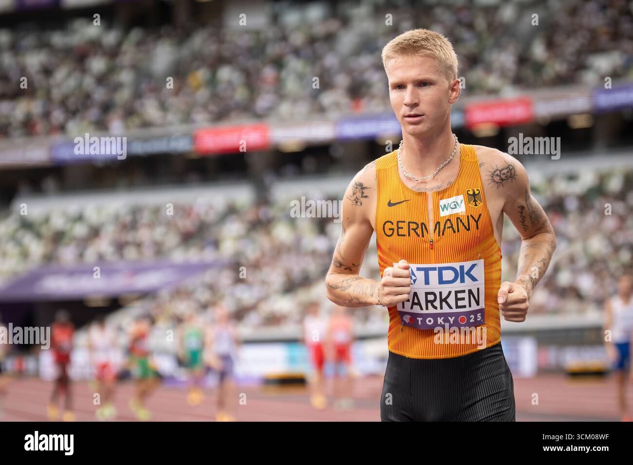 Robert Farken (GER), Qualifikation 1500m an Tag 2 der World Athletics ...