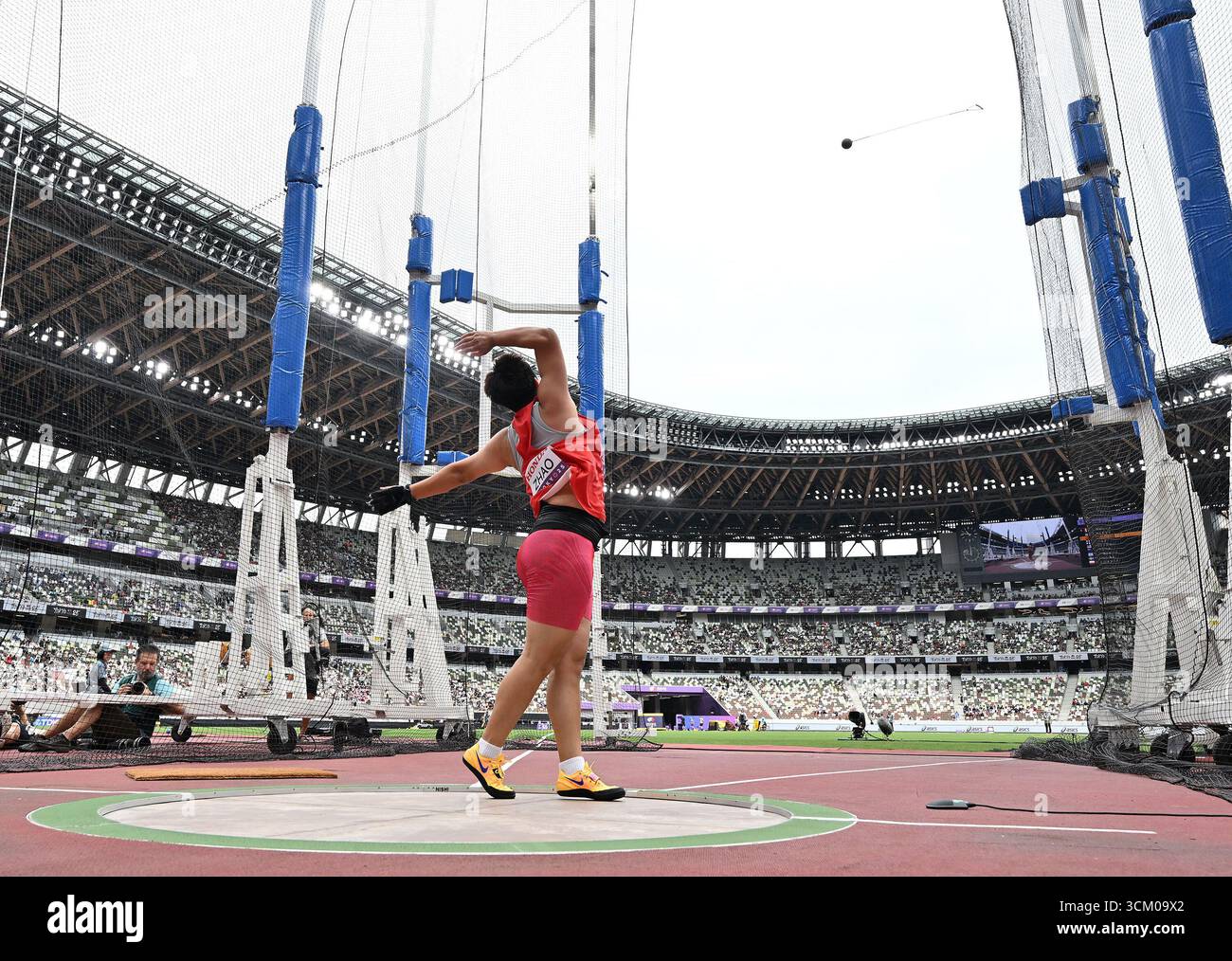 (250914) -- TOKYO, Sept. 14, 2025 (Xinhua) -- Zhao Jie of China ...