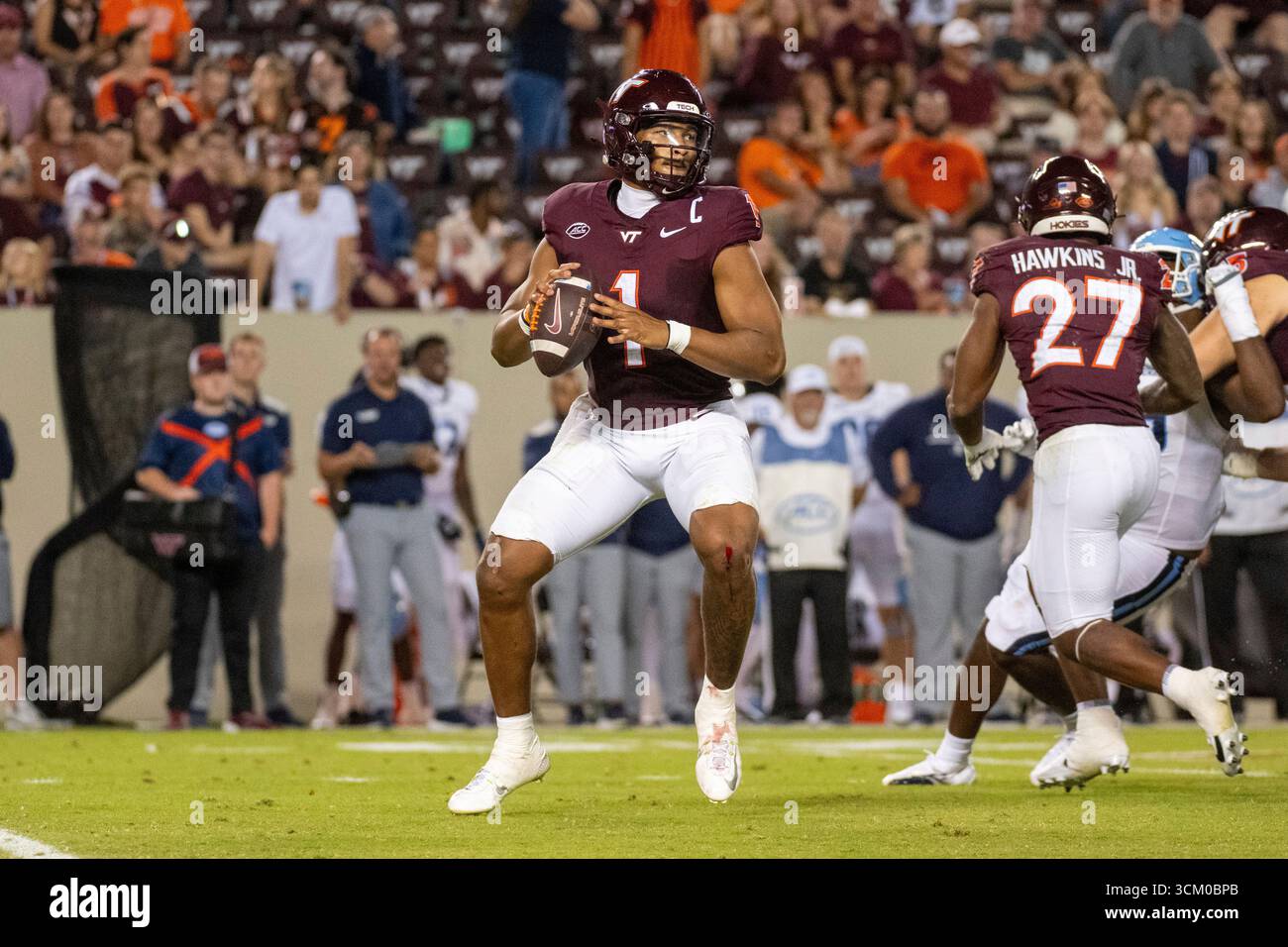 Virginia Tech quarterback Kyron Drones (1) steps back to pass during ...
