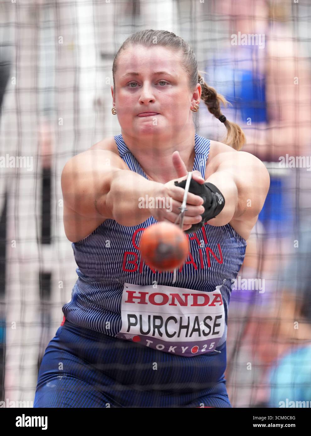 Great Britain's Anna Purchase in action during the Women's Hammer Throw ...